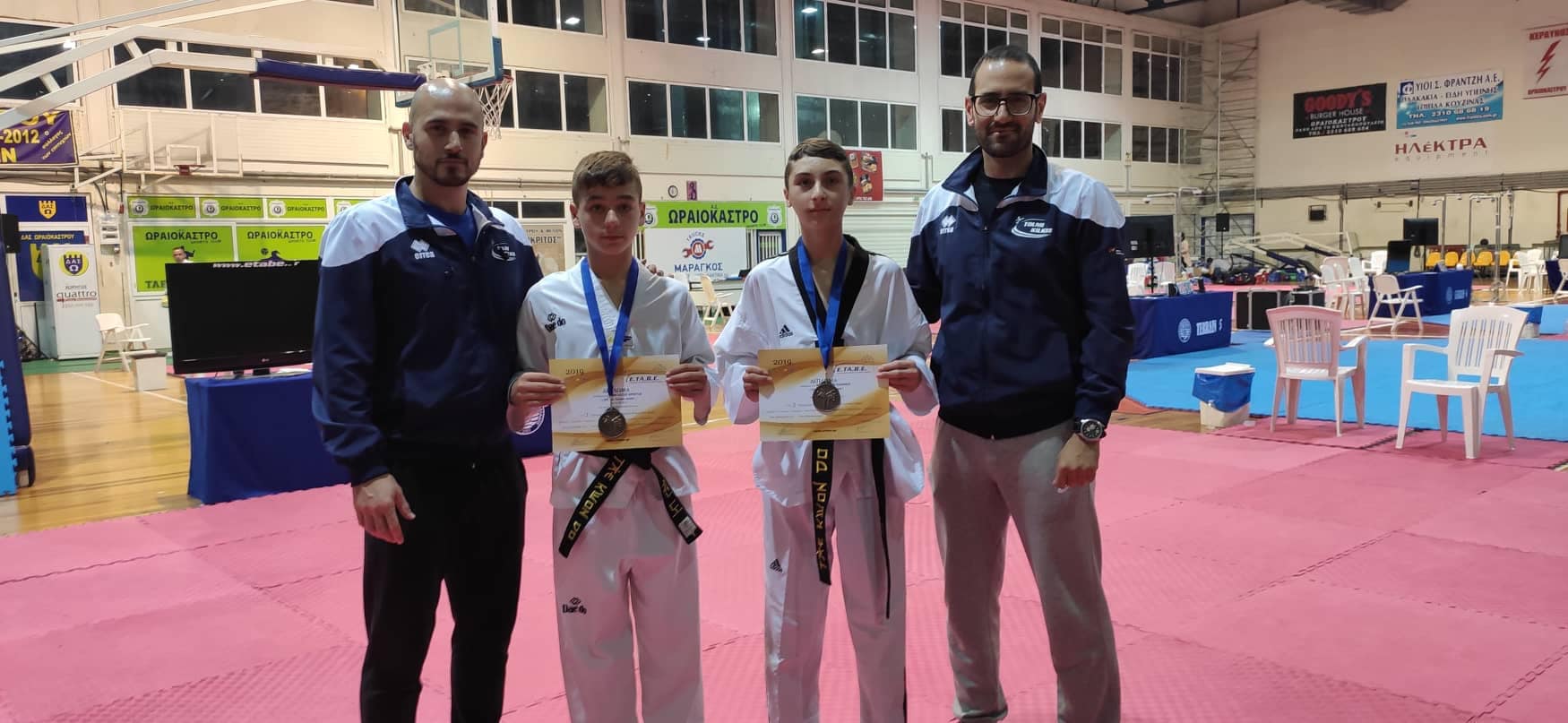 ΜΕ 4 ΧΡΥΣΑ, 2 ΑΡΓΥΡΑ ΚΑΙ 4 ΧΑΛΚΙΝΑ ΜΕΤΑΛΛΙΑ ΕΠΕΣΤΡΕΨΕ Η ΤΟΛΜΗ ΑΠΟ ΤΟ ...